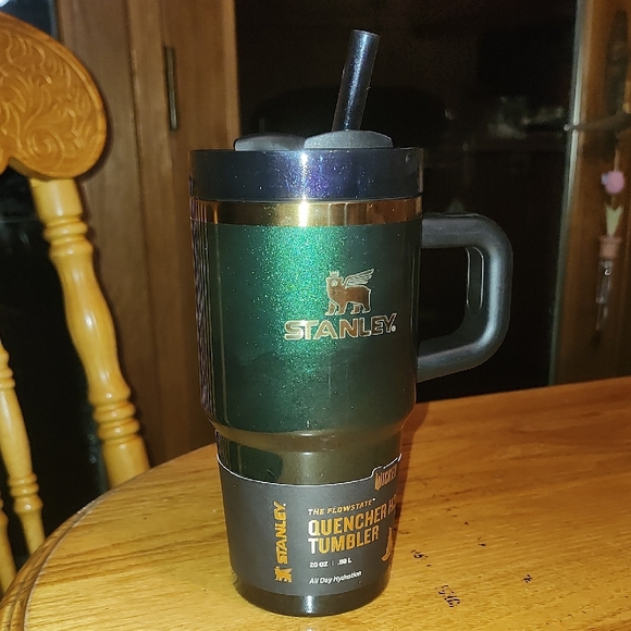 Stanley | Dining | Stanley X Wicked Elphaba 2oz Green Black Glitter ...